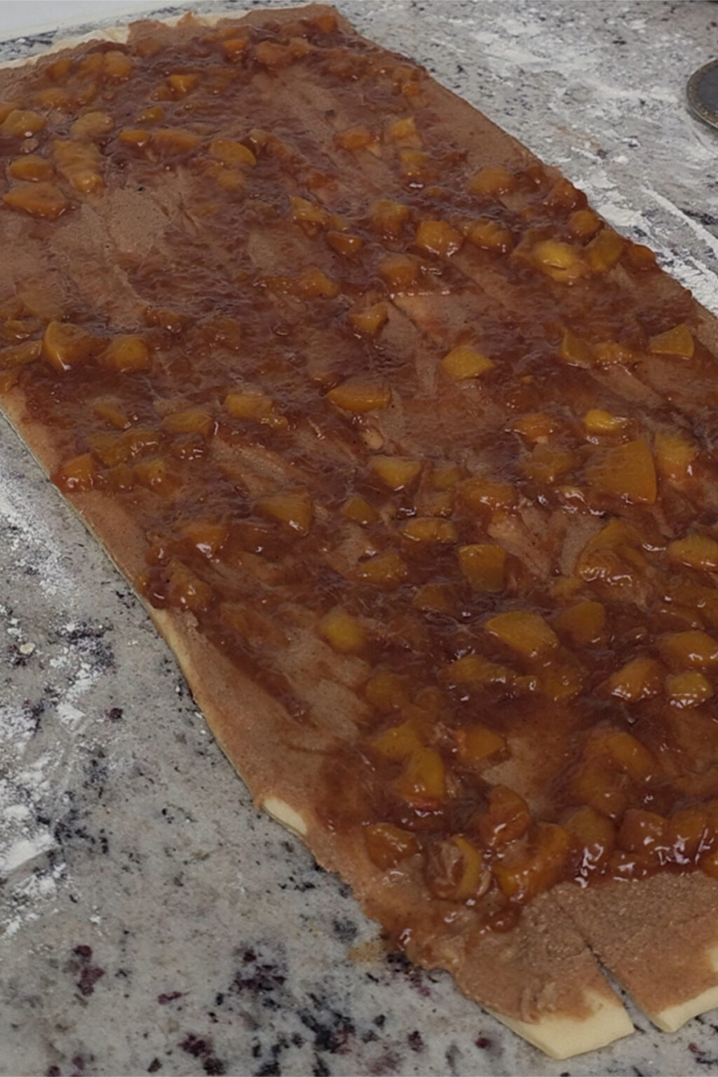 Peach Cobbler Cinnamon Rolls Recipe » Of Jen Sweets